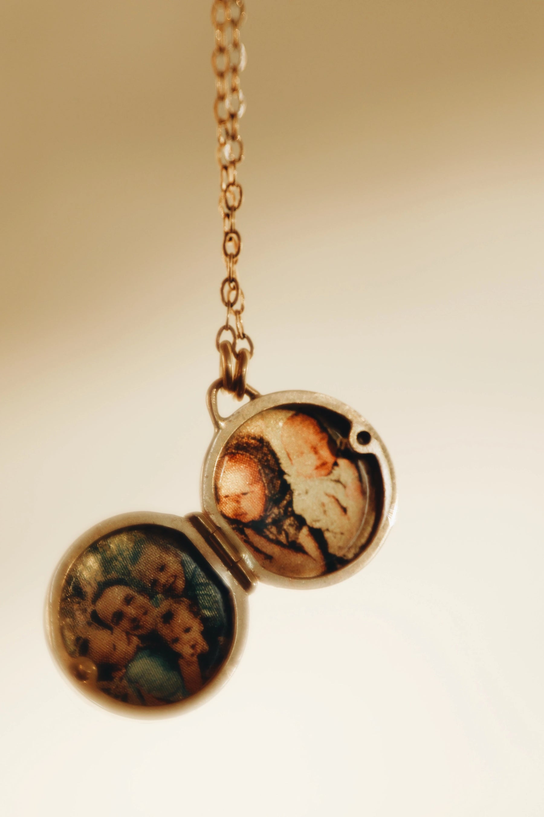 Little Locket · Customizable · Personalized Photo Locket – Little Sycamore